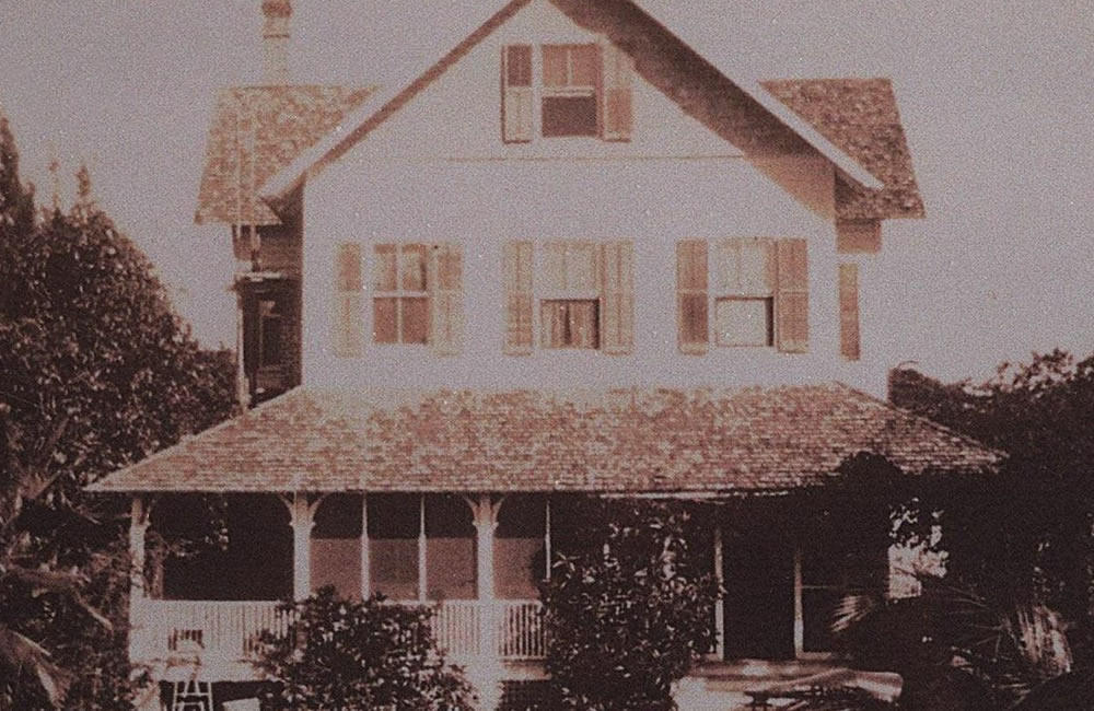 Haunted Riddle House - Vortex Hunters